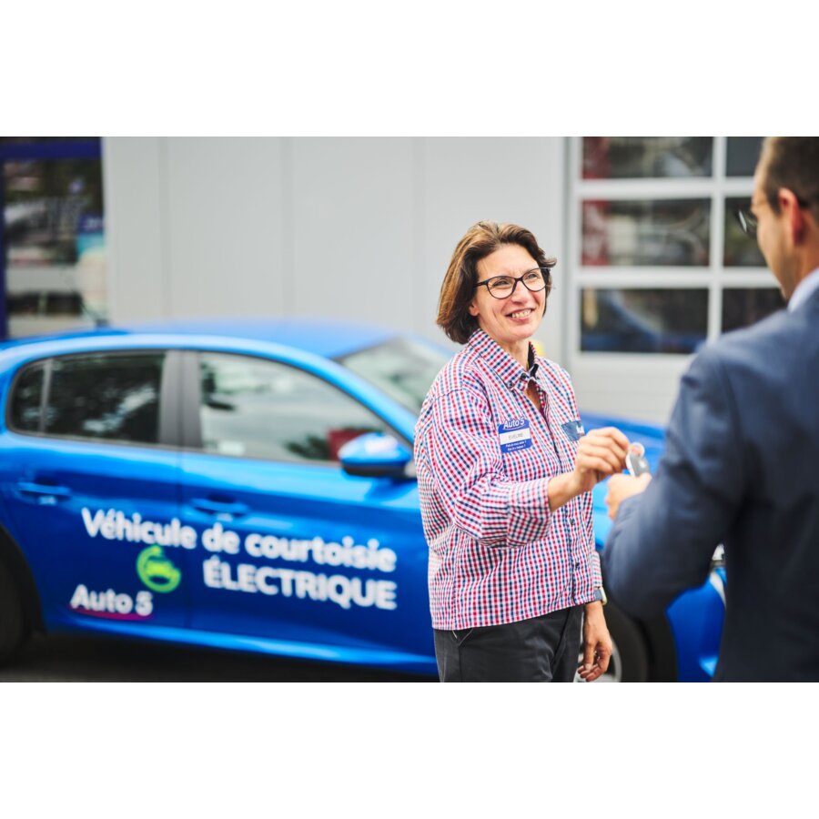 Demande de prêt voiture de courtoisie : Auto5.be